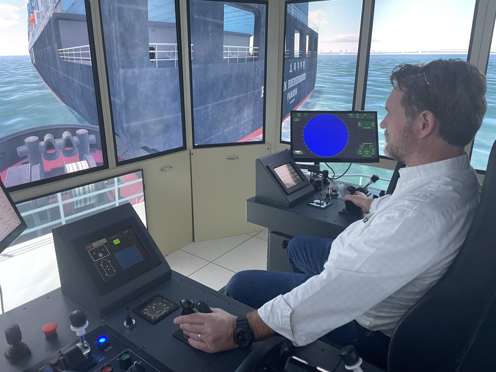 Z Drive Simulator Training - Maritime TOAR Assessments and Marine ...